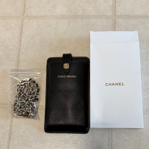 CHANEL | Cell Phones & Accessories | Chanel Coco Crush Black Phone Case ...